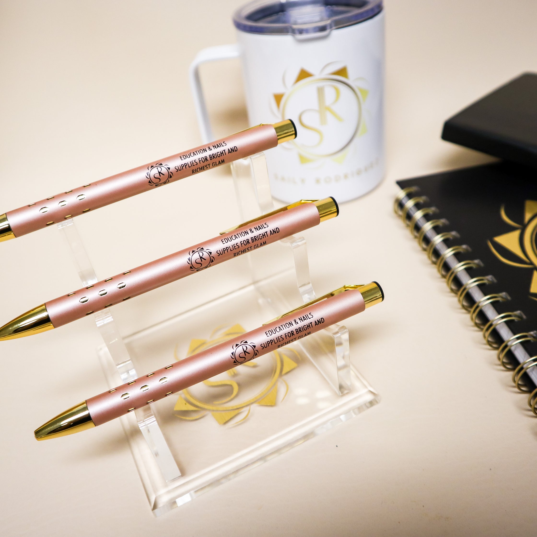 MeaningFull Gift Lab | Luxury Lifestyle Gifting for all Occasions